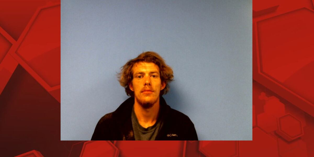 Troup County escapee captured after high-speed chase ends in lake Troup County escapee captured after high-speed chase ends in lake